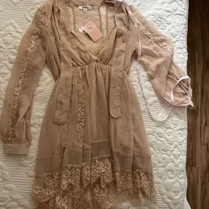 Missguided | Dresses | Missguided Nude Dress | Poshmark